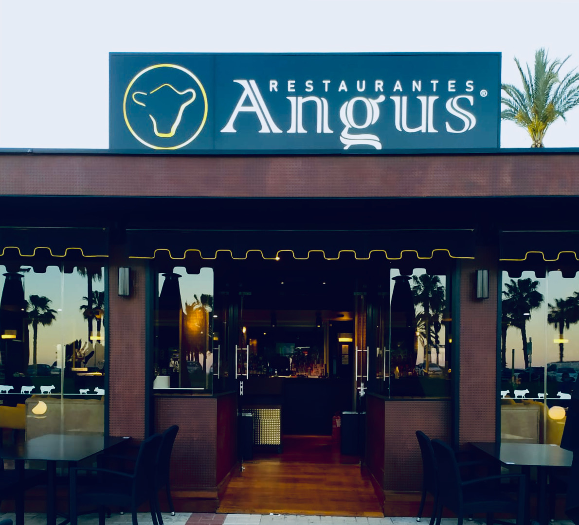 Contact - Restaurantes ANGUS-Playamar